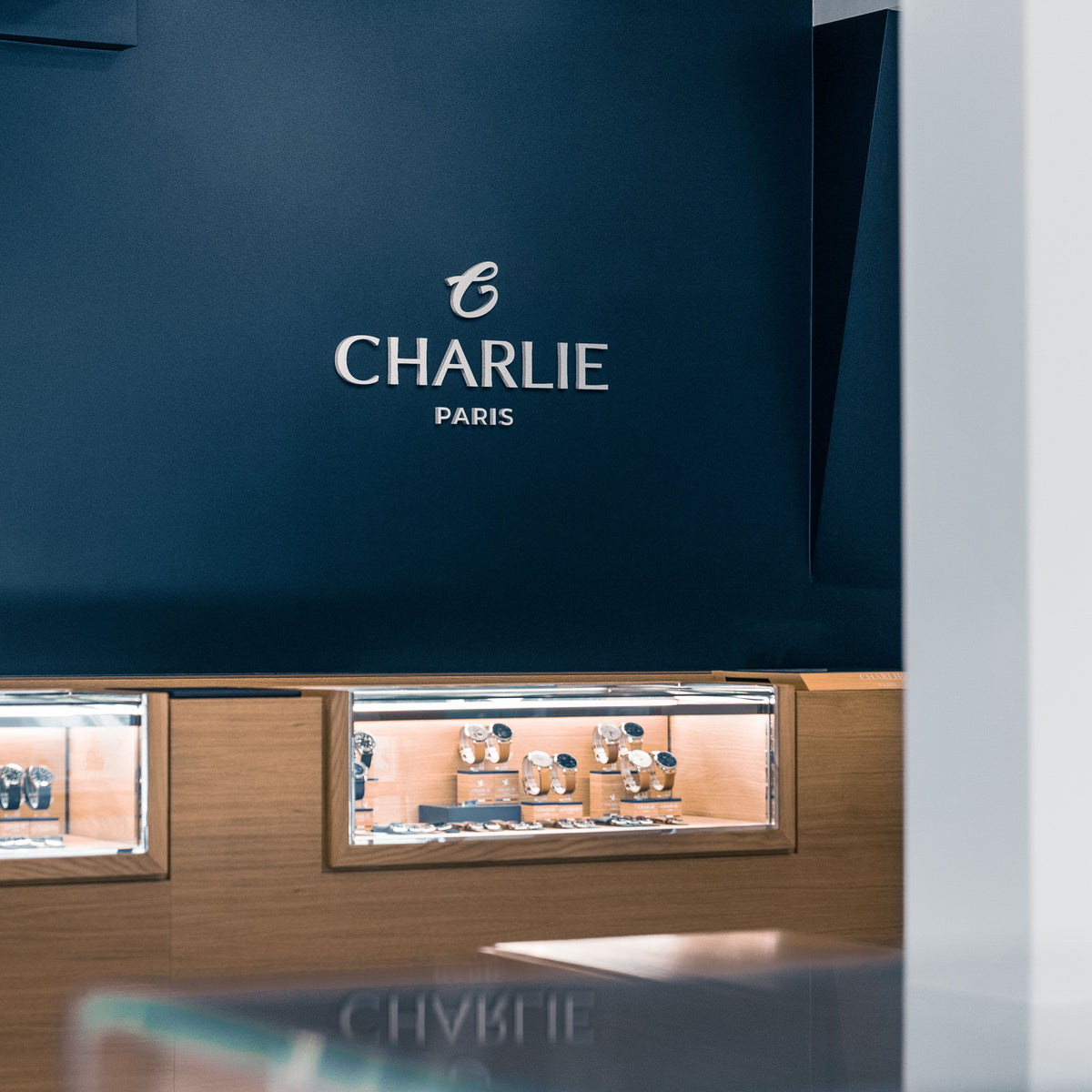 Boutique Charlie Paris - Montre homme & femme.